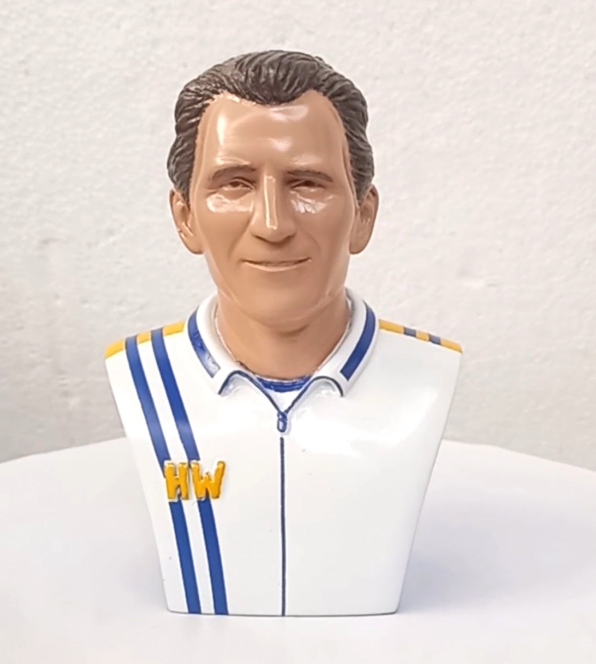 Howard Wilkinson Bust – LUFC SCULPTURES